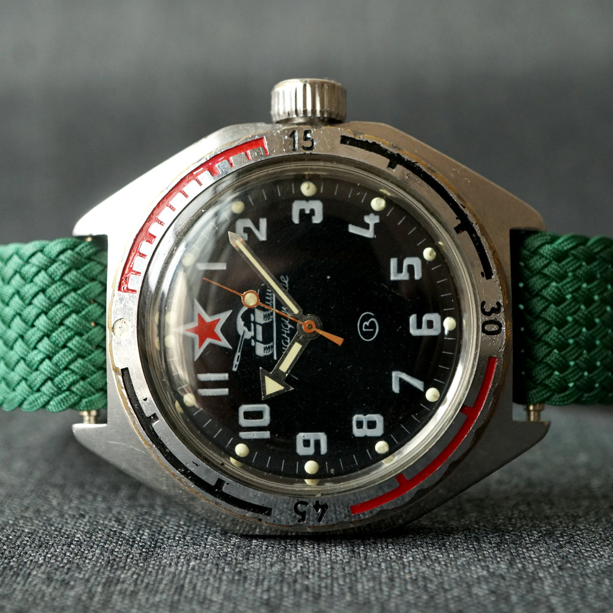 1980s USSR VOSTOK AMPHIBIAN NO-DATE TANK MILITARY WATCH – NOSTIME